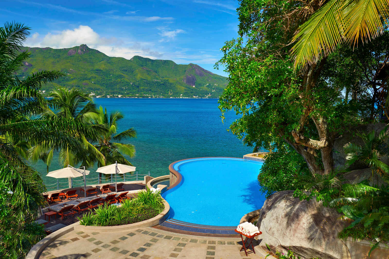 Vol + Hôtel dès 1777 € au Hilton Seychelles Northolme Resort & Spa ...